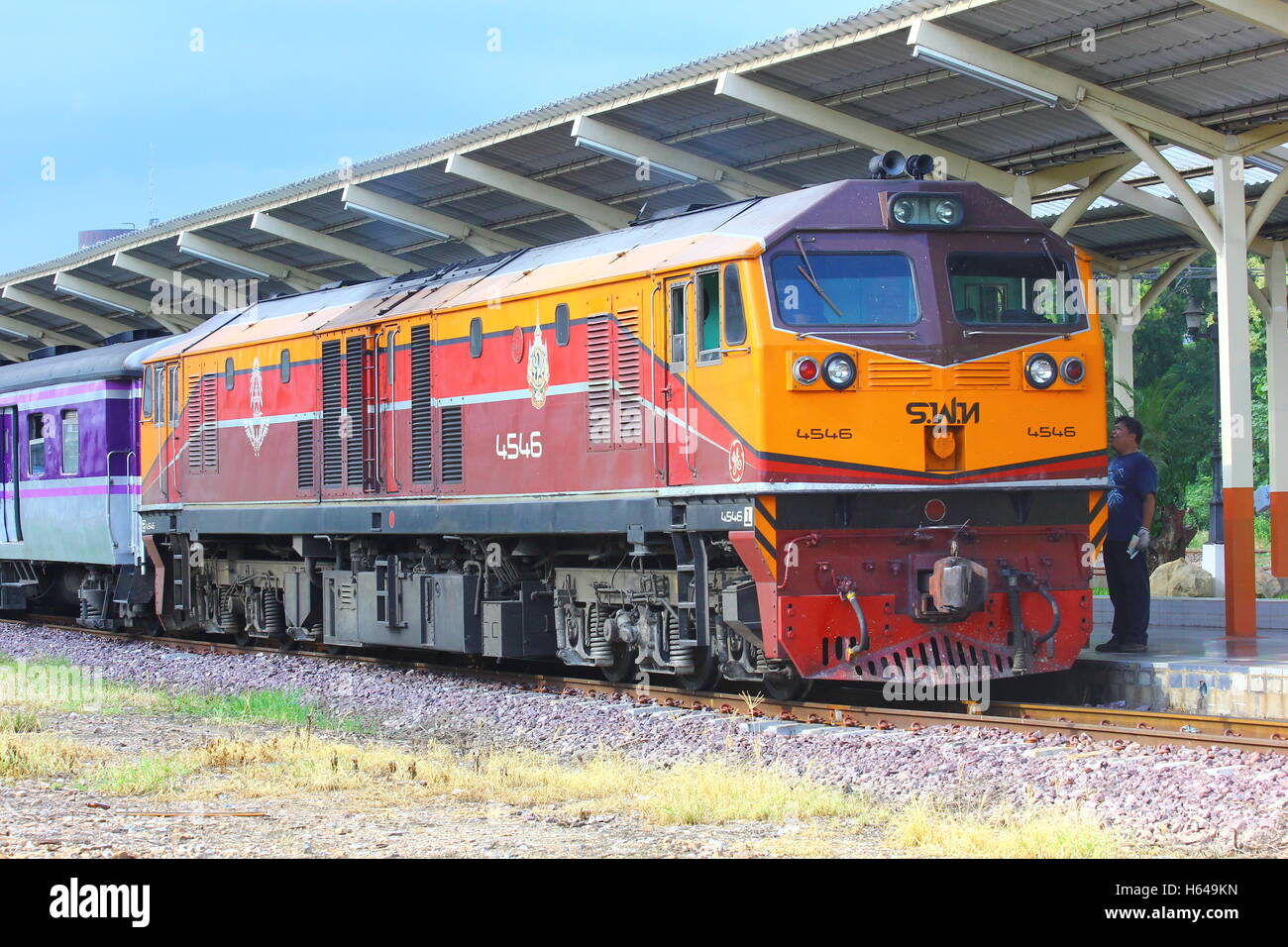 Ge Diesel locomotive for train from chiangmai to bangkok. Photo at ...