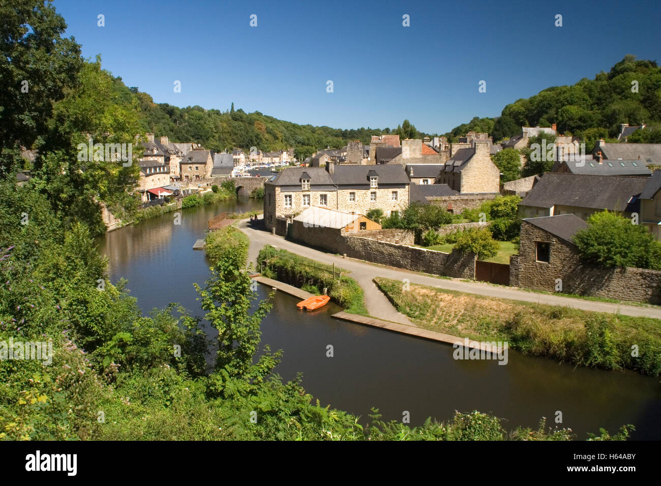 Port de Dinan, Dinan, Côtes-d'Armor, (22), France Stock Photo - Alamy