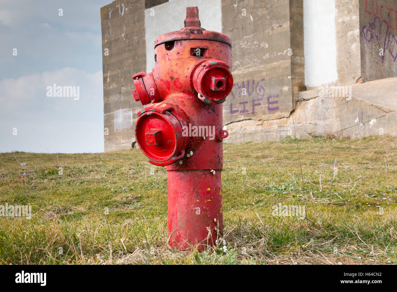 old or vintage fire hydrant Stock Photo - Alamy