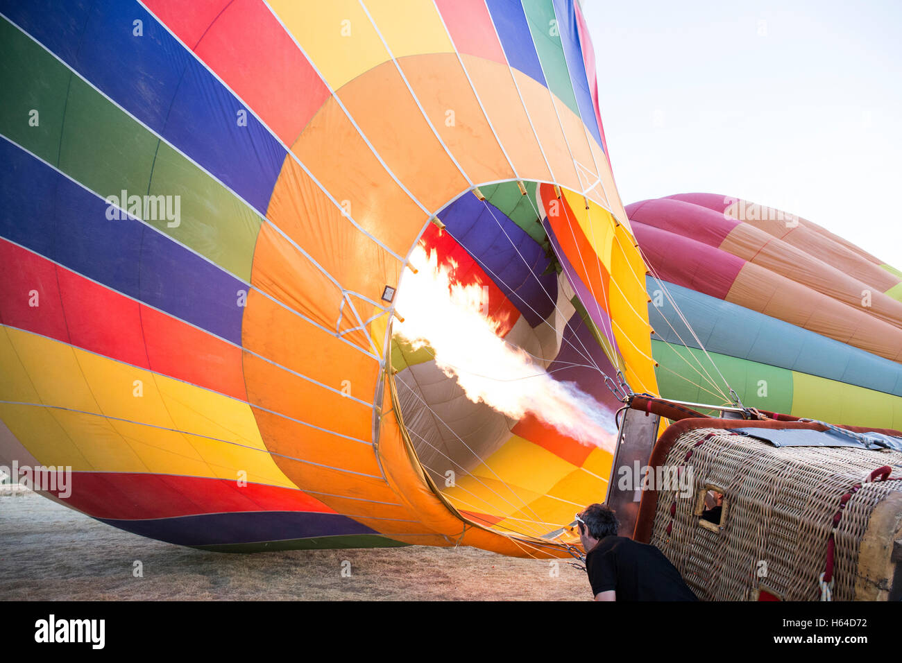 Hot air ballon hi-res stock photography and images - Alamy