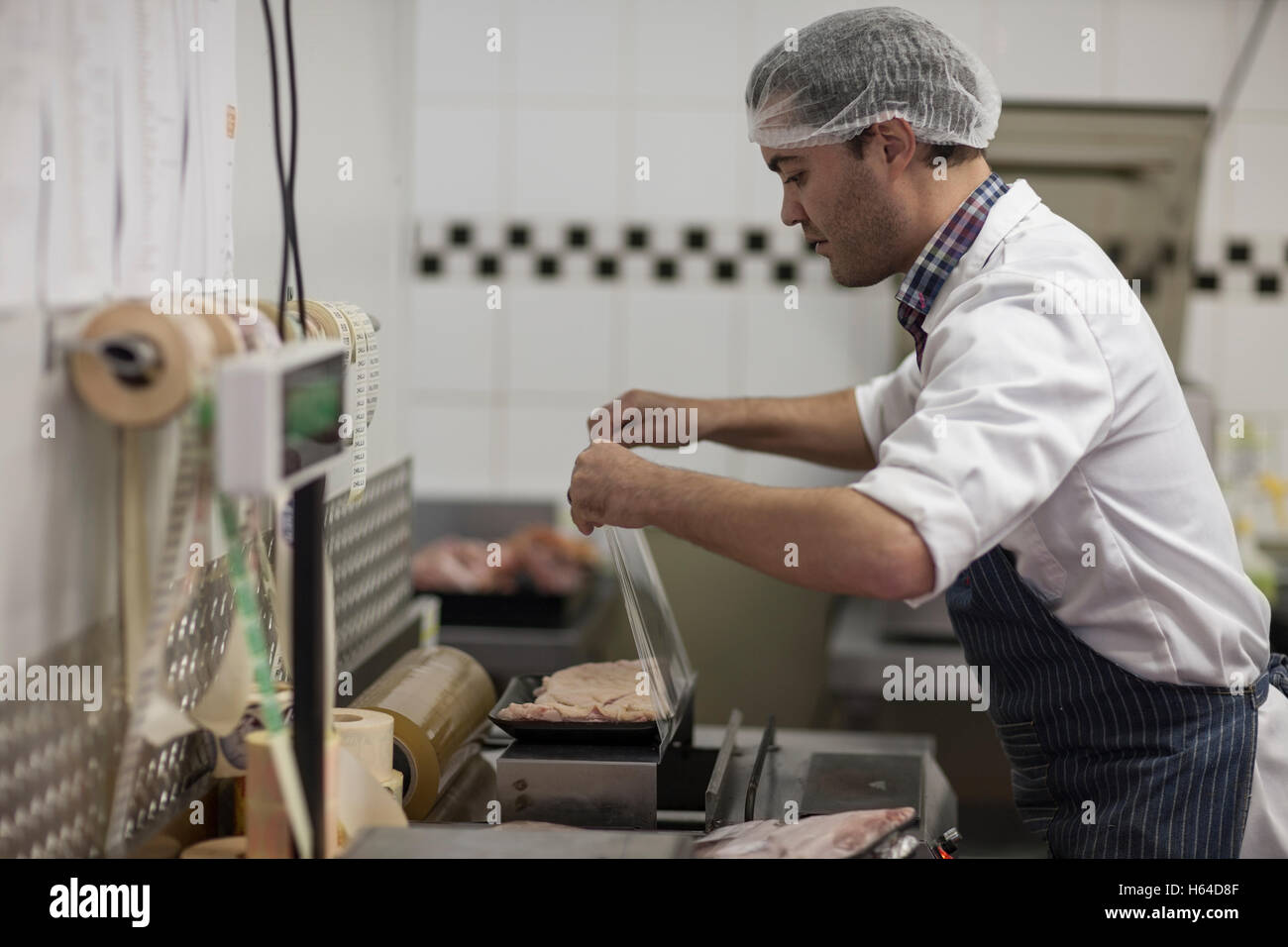 Packing of meat hi-res stock photography and images - Alamy