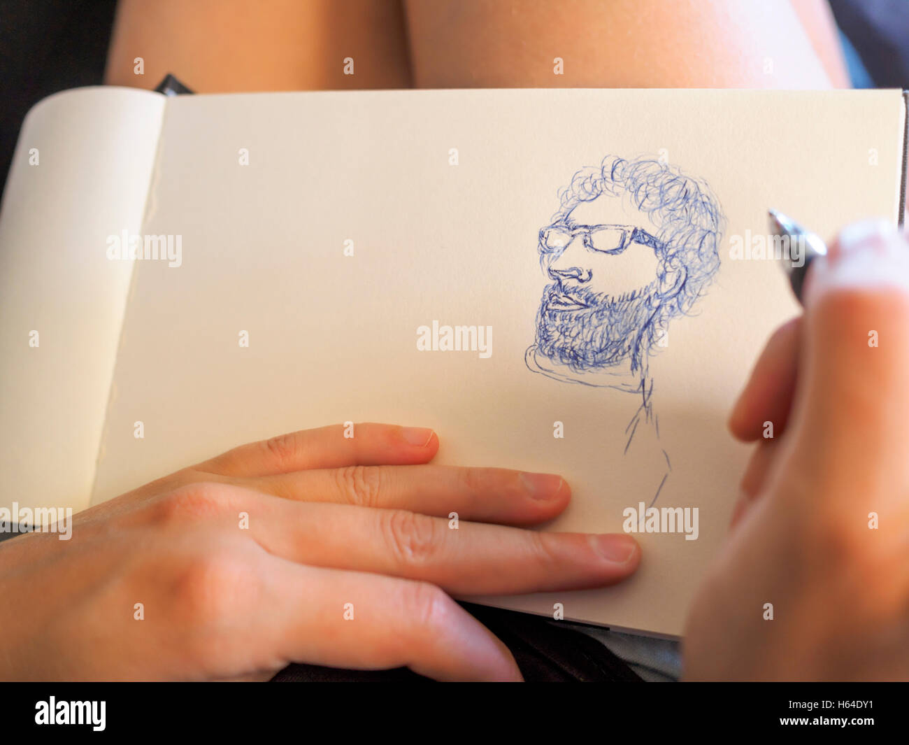 Hand drawing man face hi-res stock photography and images - Alamy