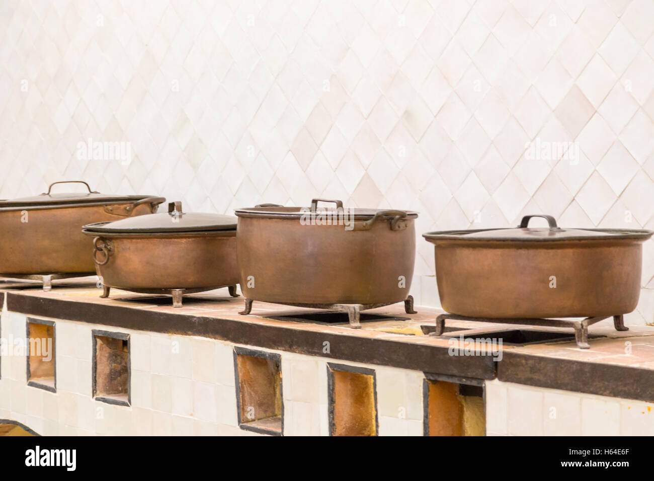 interior old kitchen with vintage kitchenware in palace Stock Photo - Alamy