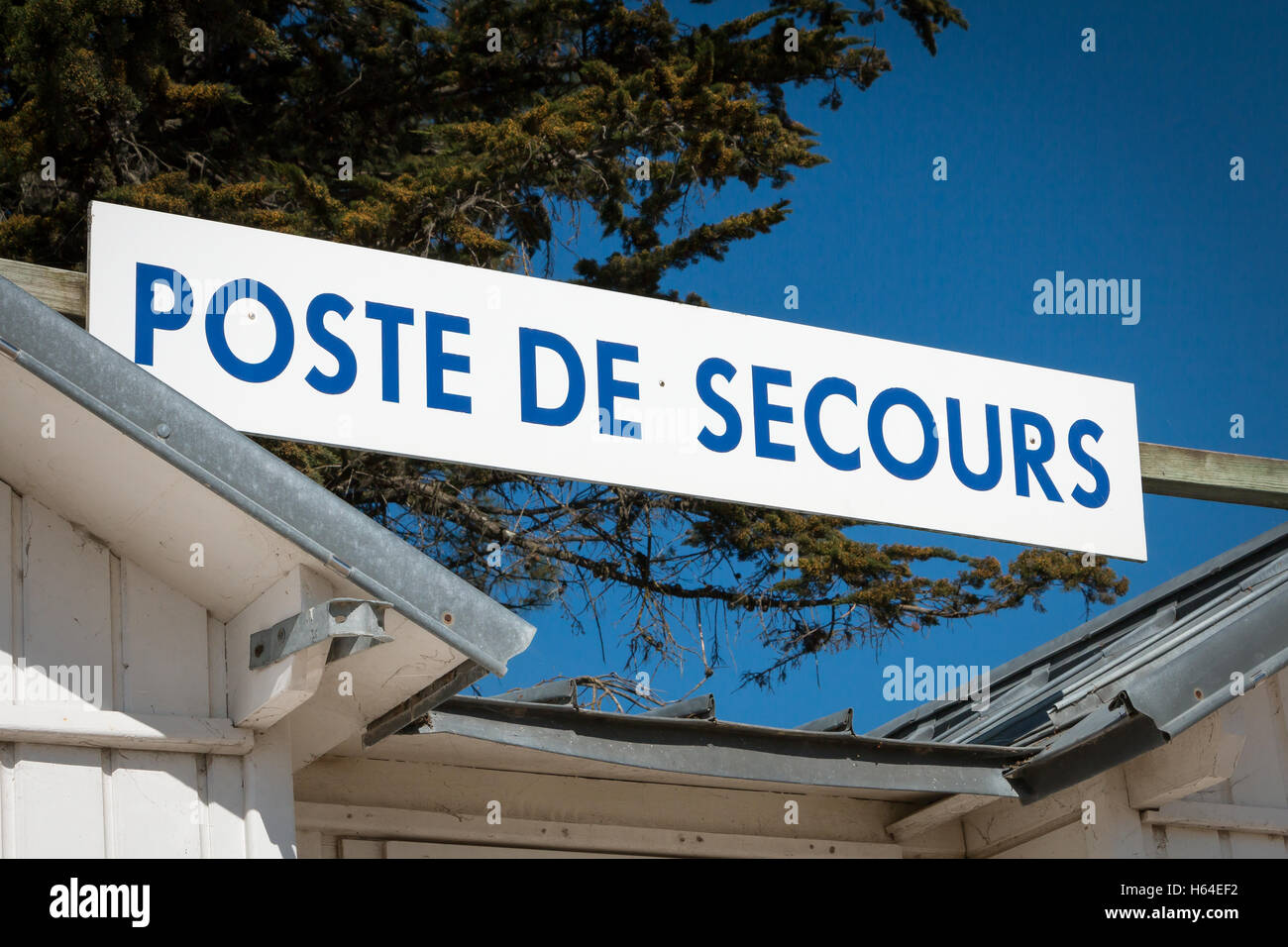 wooden security hut in the beach Stock Photo - Alamy