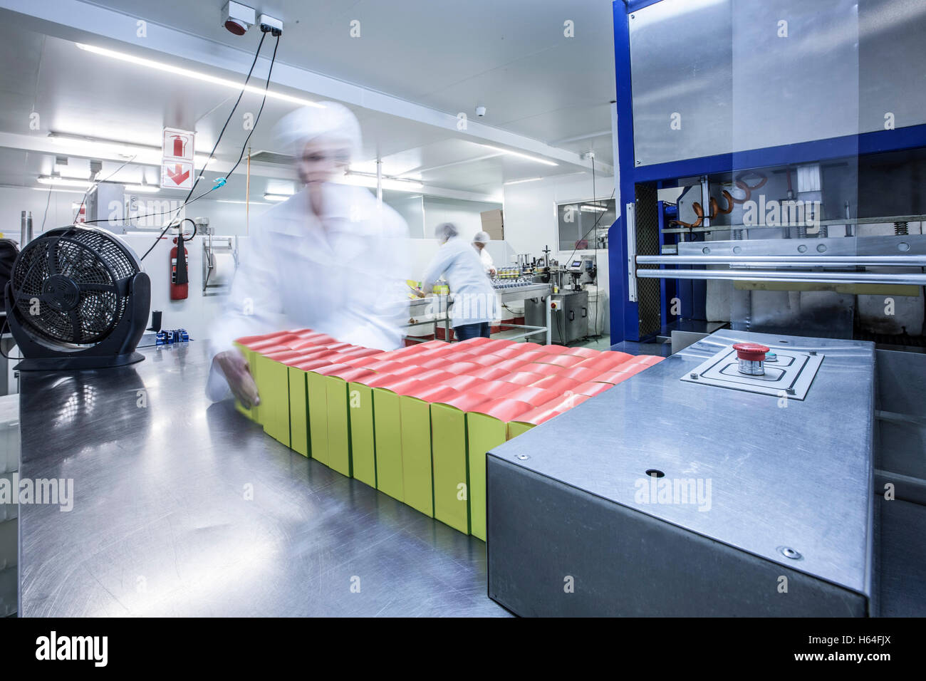 Medicine factory africa hi-res stock photography and images - Alamy