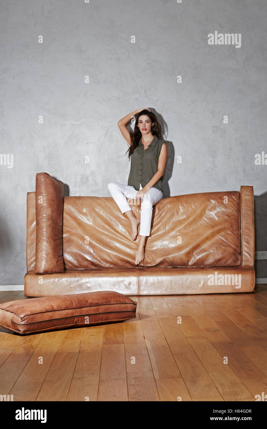 Full length upset woman hi-res stock photography and images - Alamy