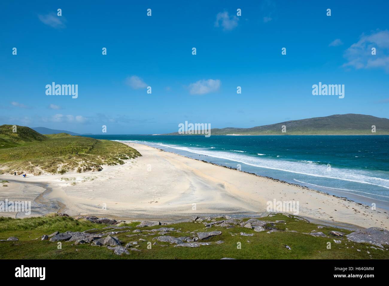 UK, Scotland, Isle of Harris, Leverburgh, view to Luskentyre Beach ...