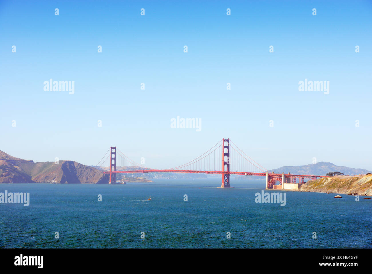 USA, California, San Francisco, Golden Gate Bridge as seen from Eagles ...