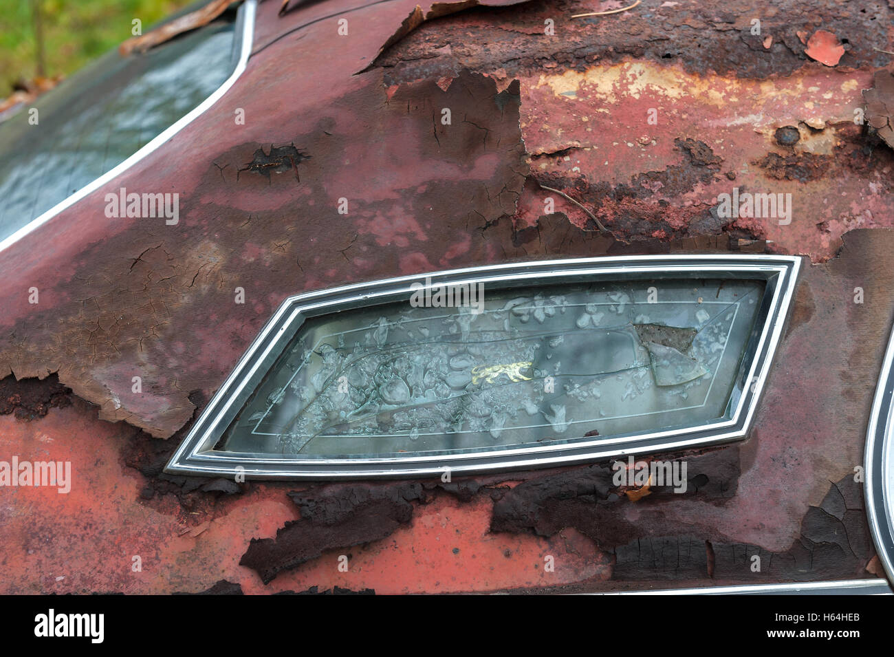 Rusty car roof Stock Photo - Alamy