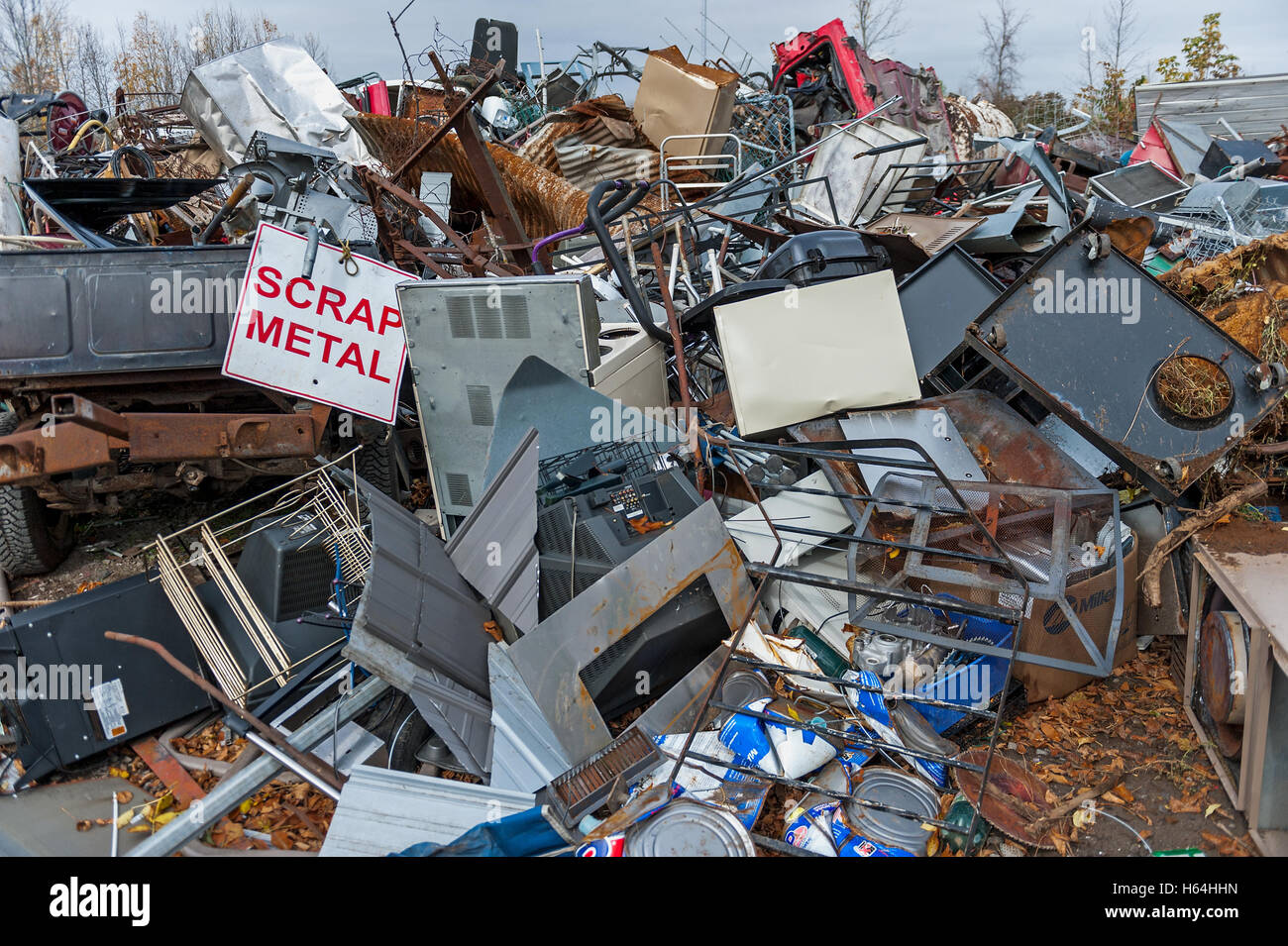 Disposal sign hi-res stock photography and images - Alamy