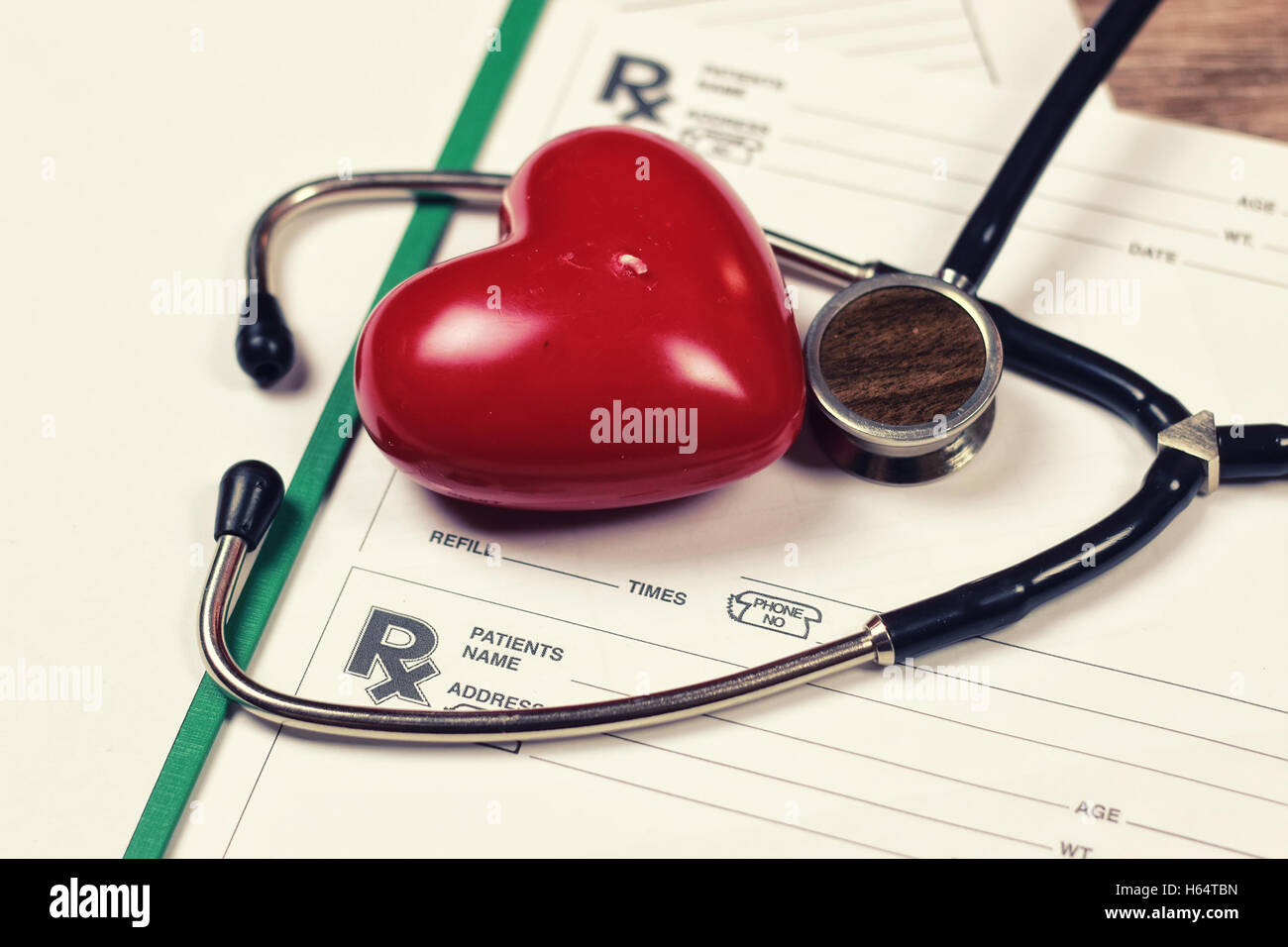 prescription cardiologist stethoscope Stock Photo - Alamy
