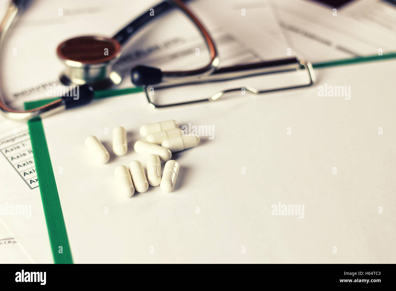 prescription cardiologist stethoscope Stock Photo - Alamy