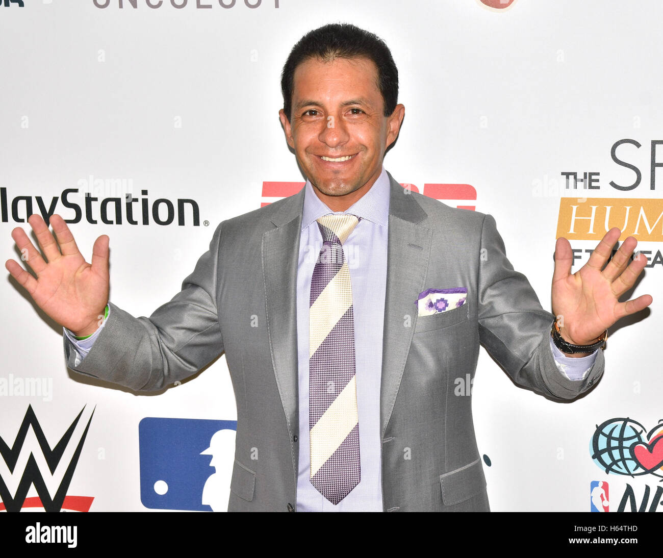 Victor espinoza hi-res stock photography and images - Alamy