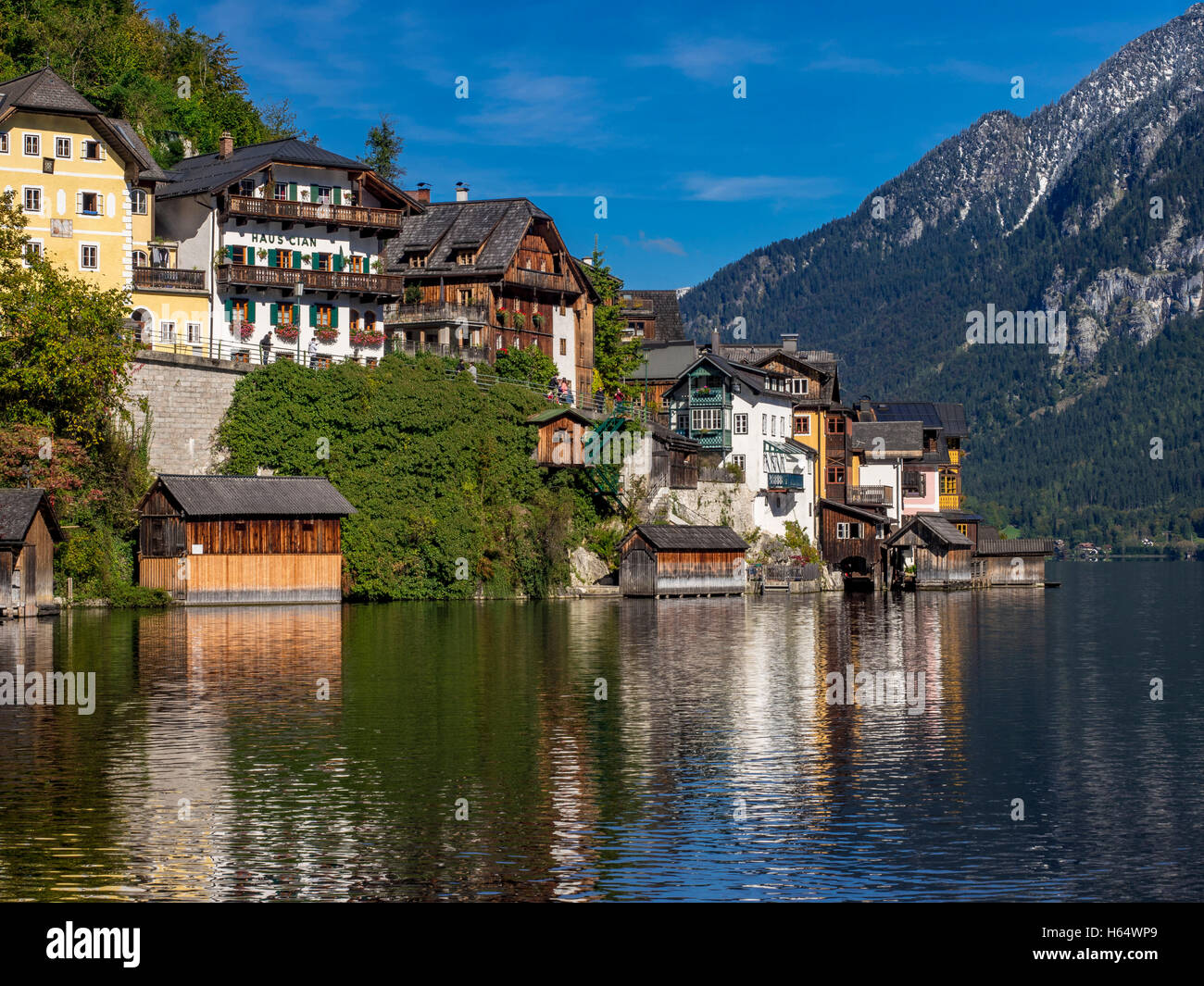 The village of Hallstatt, Lake Hallstatt, UNESCO World Heritage ...
