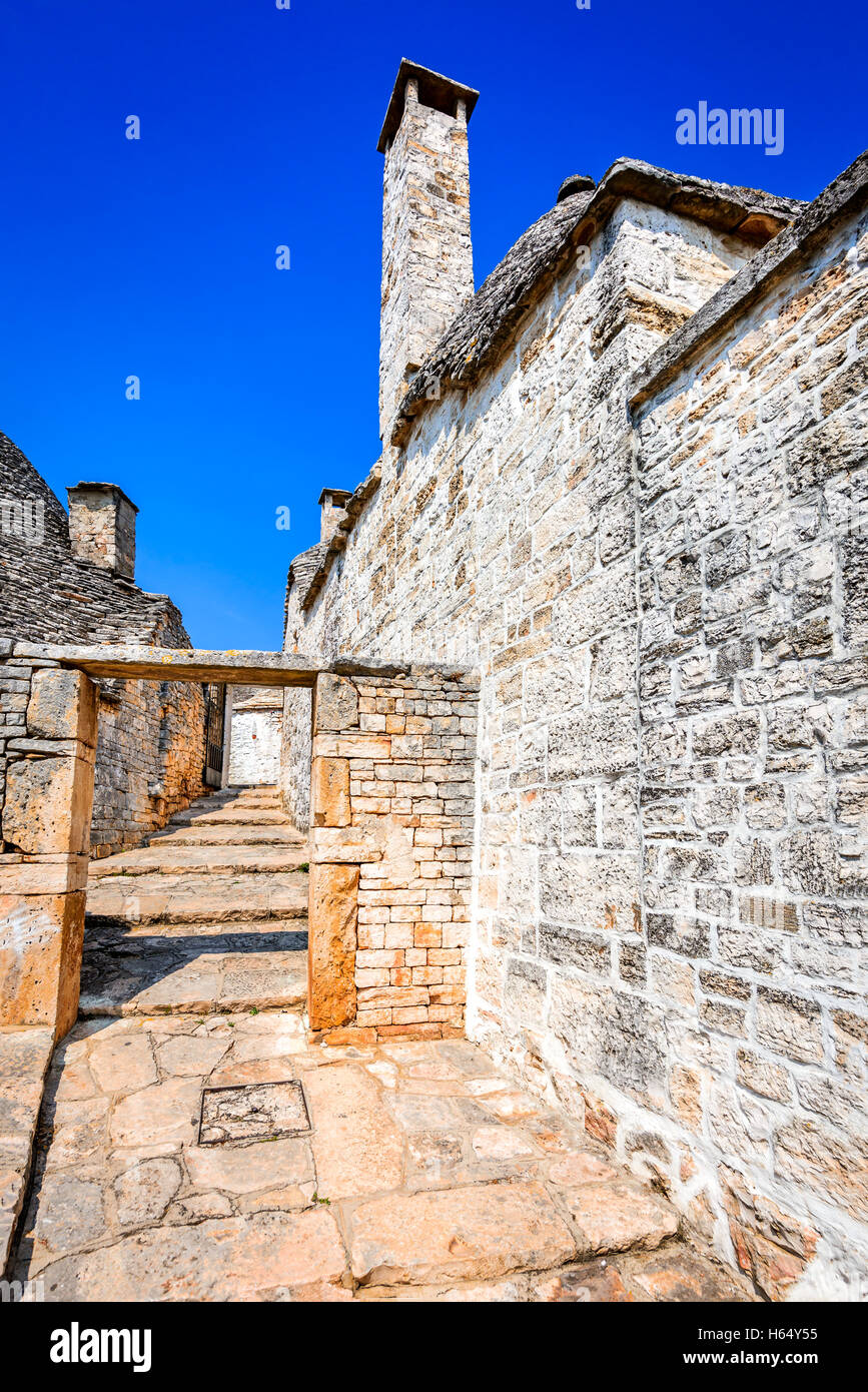 Alberobello, Italy, Puglia. Unique Trulli houses with conical roofs ...