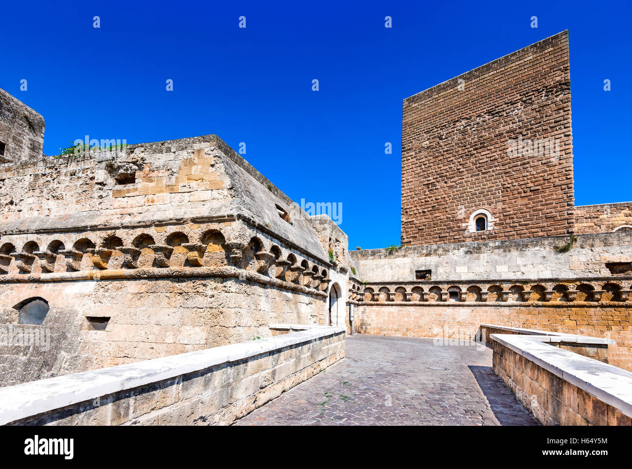 Bari, Italy. Swabian Castle, Castello Svevo, medieval architecture of ...