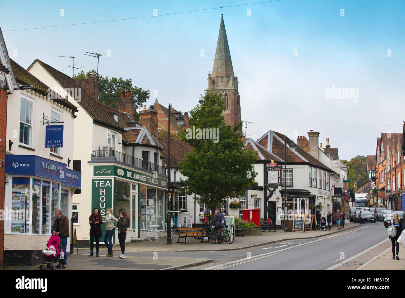 Lyndhurst, large village and civil parish situated in the New Forest ...