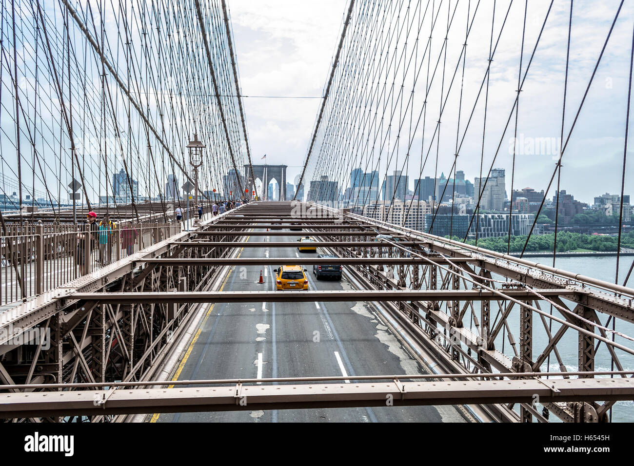 Brooklyn Bridge, the most emblematic bridge in NYC Stock Photo - Alamy