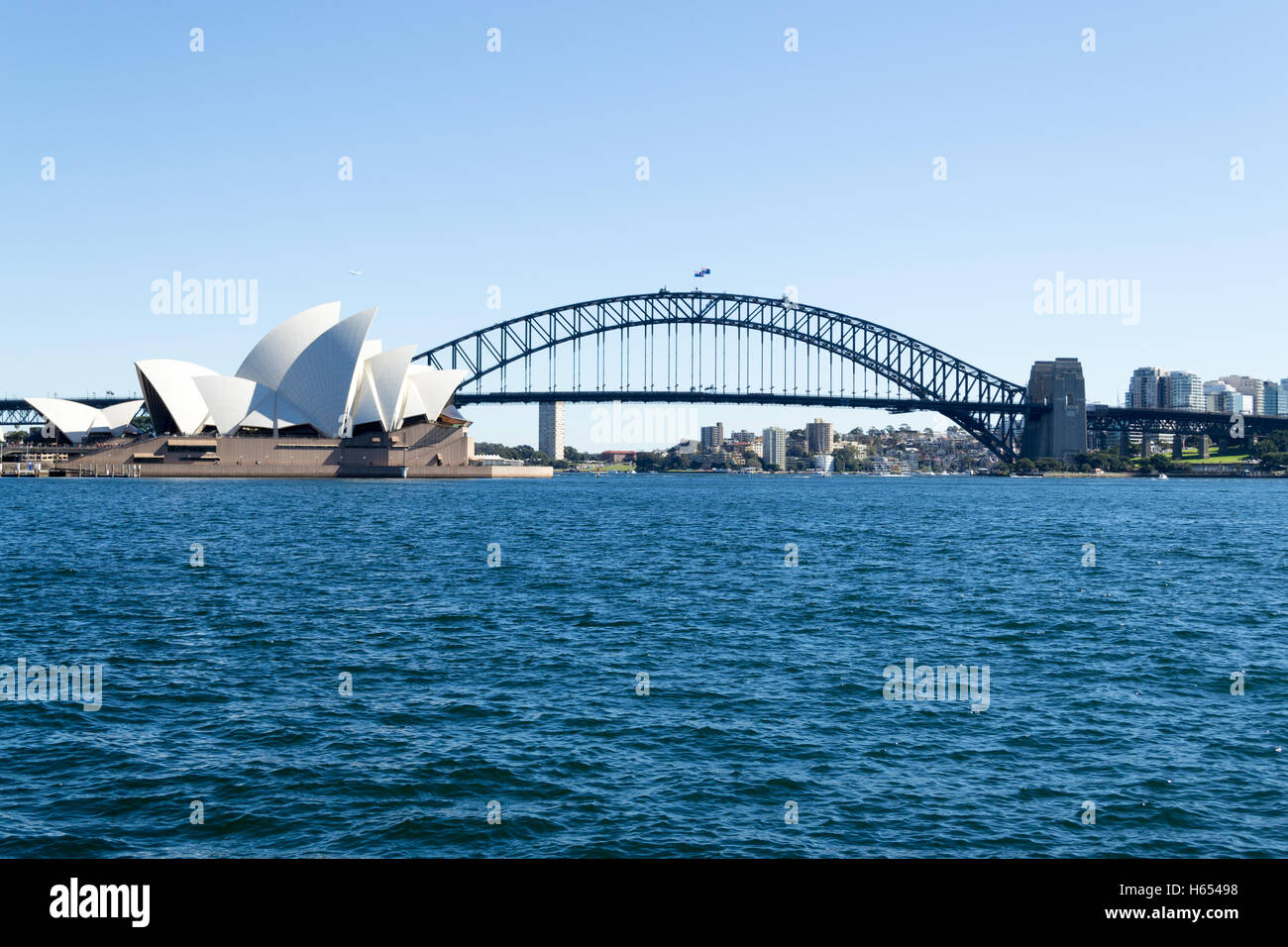 Sydney Opera house and Harbor Bridge are the most iconic monuments in ...