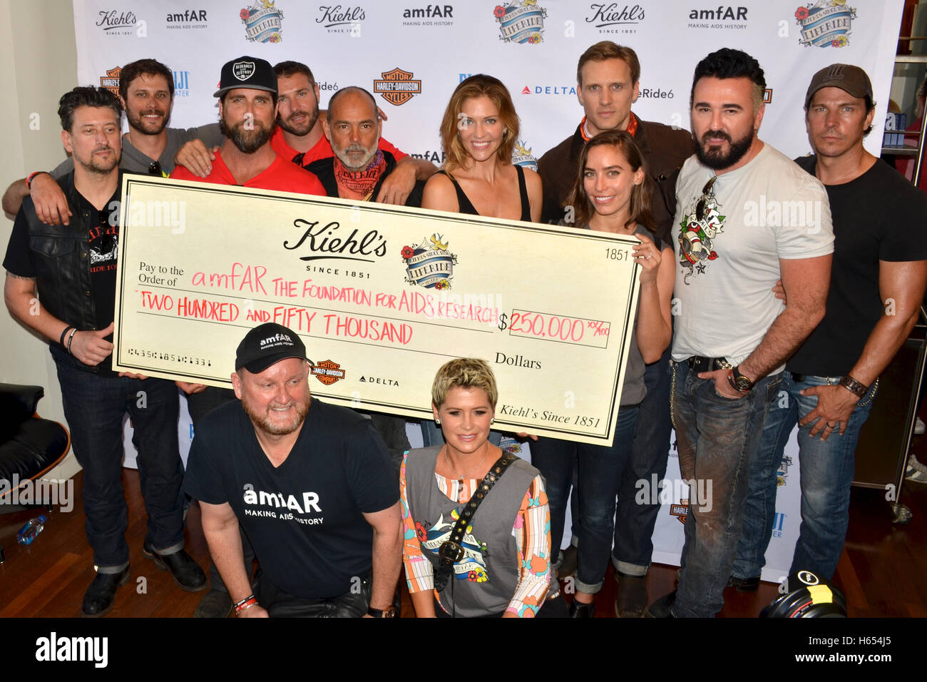 Timothy White, Tricia Helfer, Teddy Sears, Milissa Sears, Chris ...
