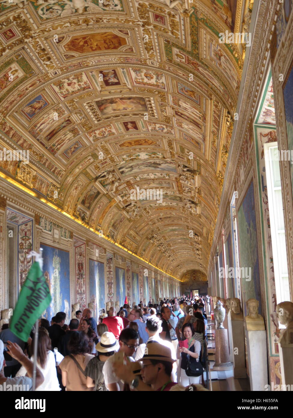 Tourists walking through the Vatican Museum Stock Photo - Alamy