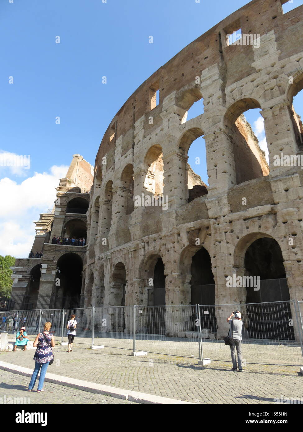 Exterior view of the Colosseum Stock Photo - Alamy
