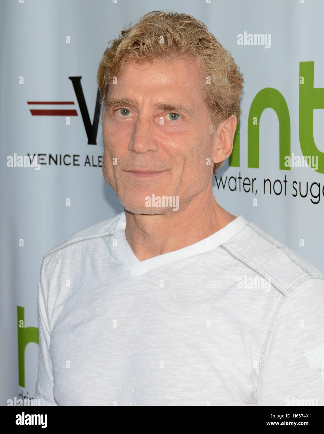 Dr robert huizenga hi-res stock photography and images - Alamy