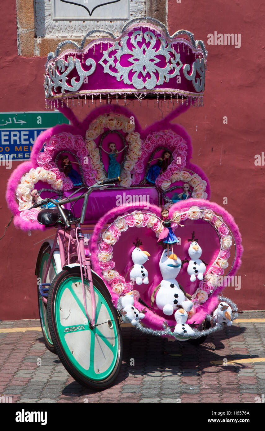 Riksha hi-res stock photography and images - Alamy