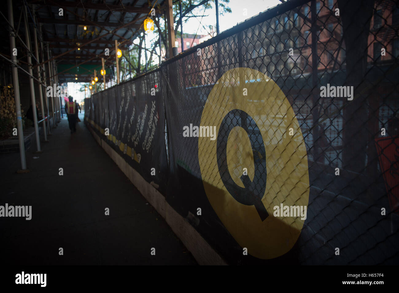 New York, NY, USA. 18th Oct, 2016. Construction fencing lines the ...