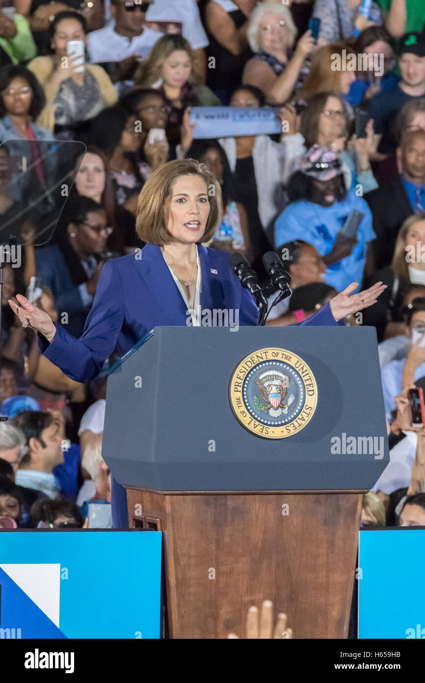 Catherine cortez masto hi-res stock photography and images - Alamy