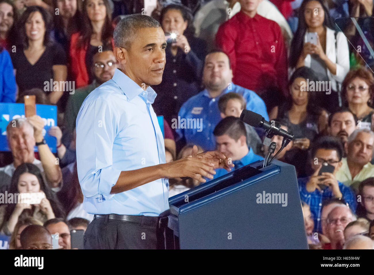 Las Vegas, USA. 23rd Oct, 2016. President Obama rallies the crowd at ...