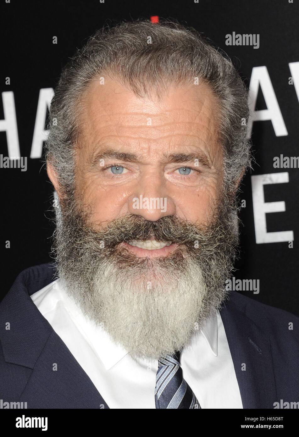 Beverly Hills, CA. 24th Oct, 2016. Mel Gibson at arrivals for HACKSAW ...
