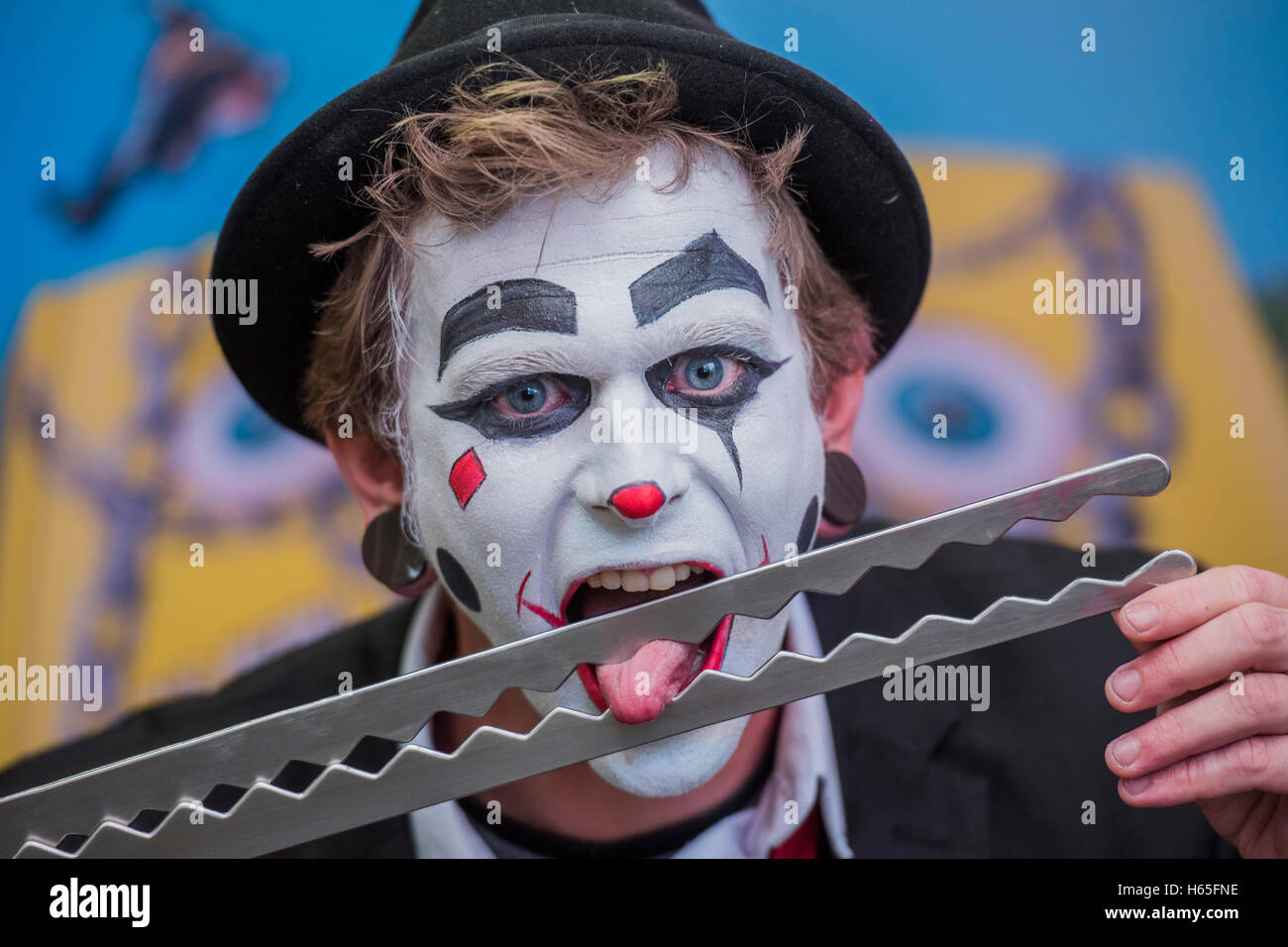 Horror circus hi-res stock photography and images - Alamy