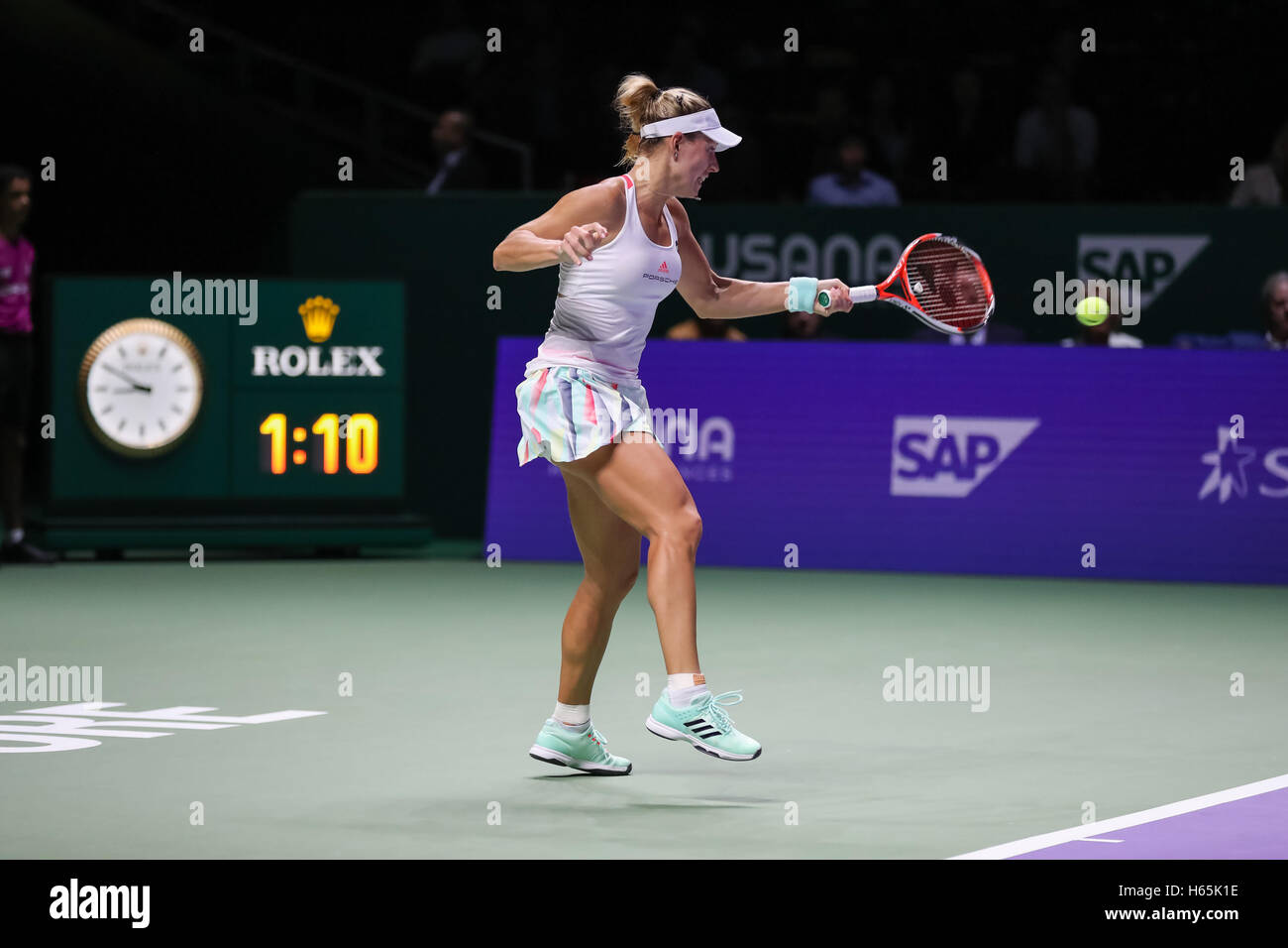 Singapore indoor stadium, Singapore. 25th October, 2016. BNP Paribas ...