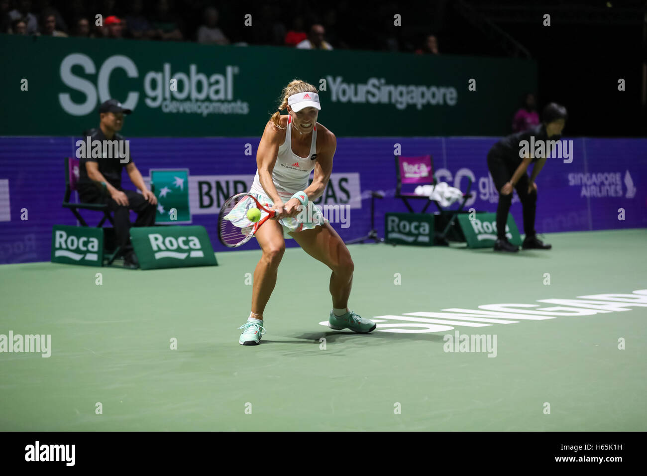 Singapore indoor stadium, Singapore. 25th October, 2016. BNP Paribas ...