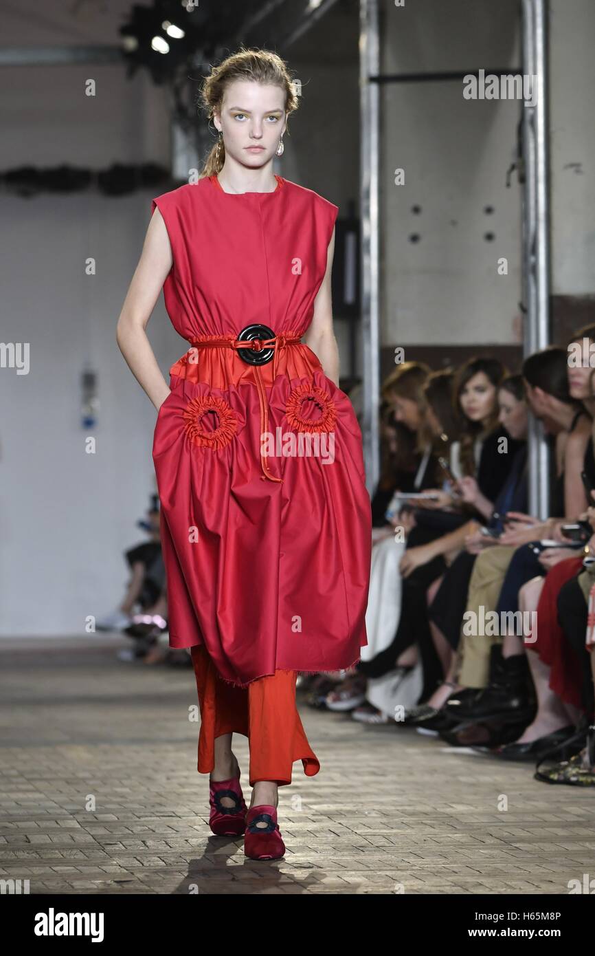 Models on the catwalk at the Sportmax show during Milan Fashion Week in ...