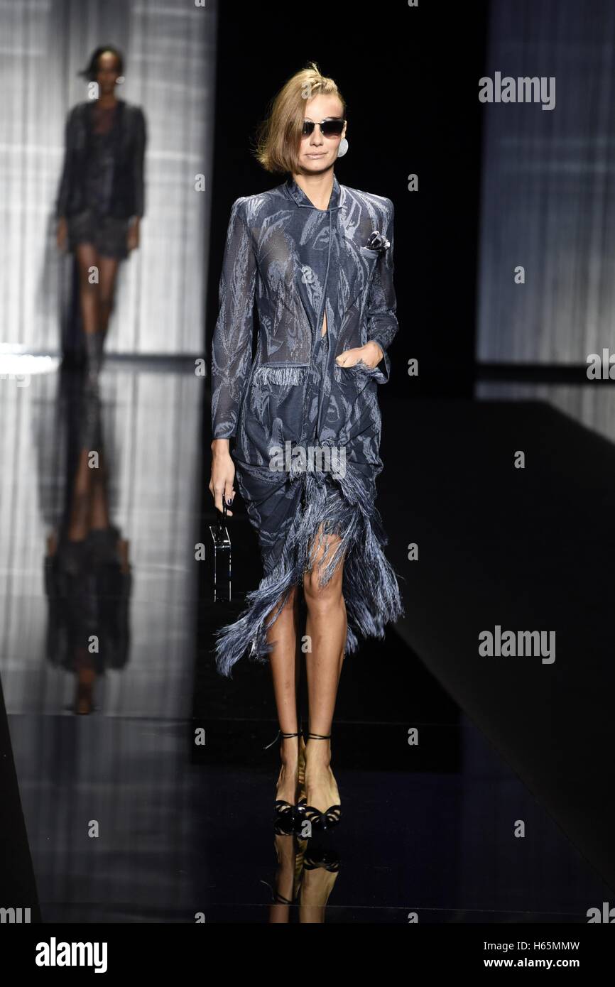 Models on the catwalk at the Giorgio Armani show during Milan Fashion ...