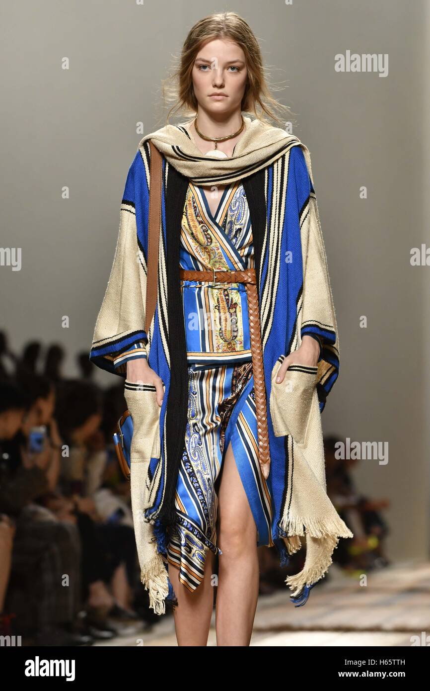 Models on the catwalk at the Etro show during Milan Fashion Week in ...