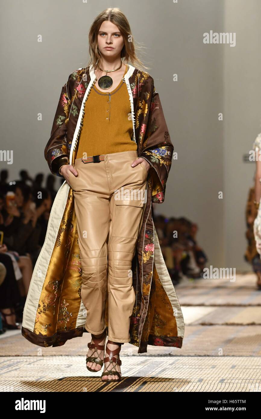 Models on the catwalk at the Etro show during Milan Fashion Week in ...