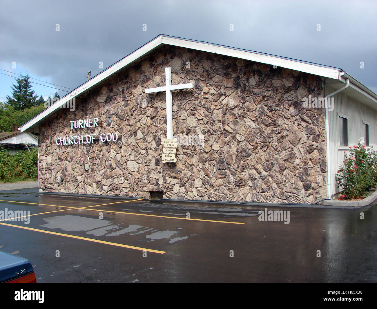 Church of God building Stock Photo - Alamy