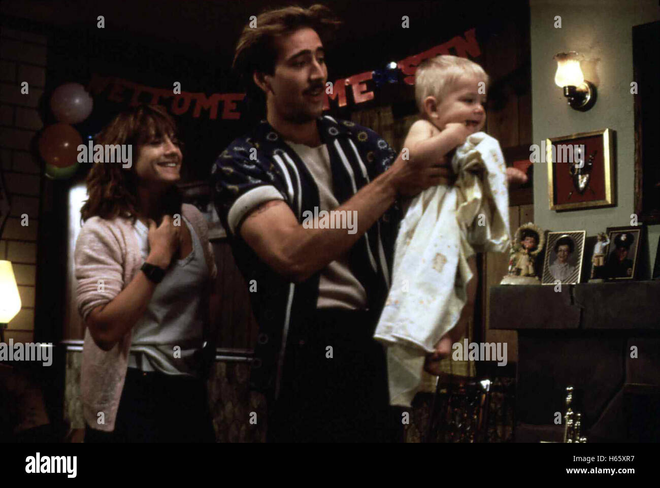 Arizona Junior (1987) aka: Raising Arizona, Directors: Joel Coen, Ethan ...