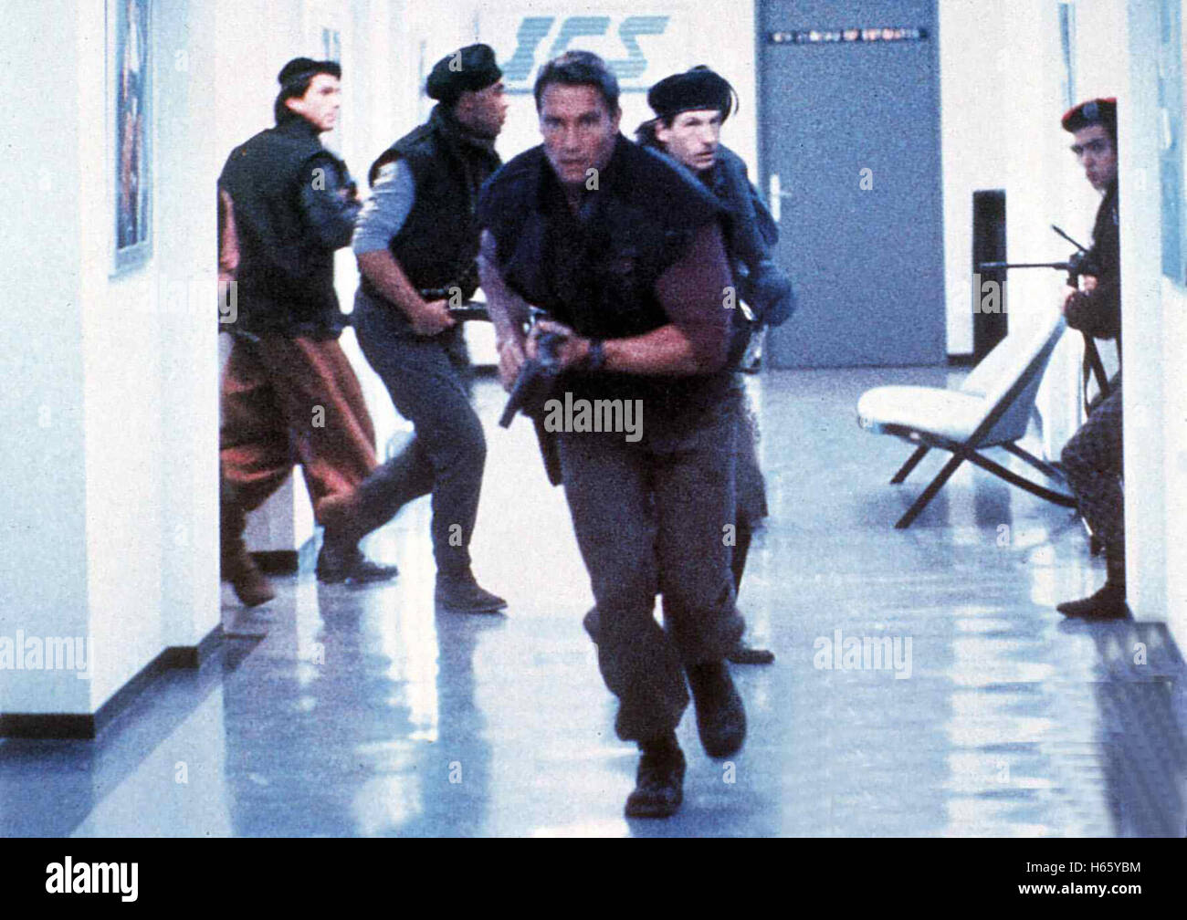 Running Man, USA 1987 aka. The Running Man, Director: Paul Michael ...