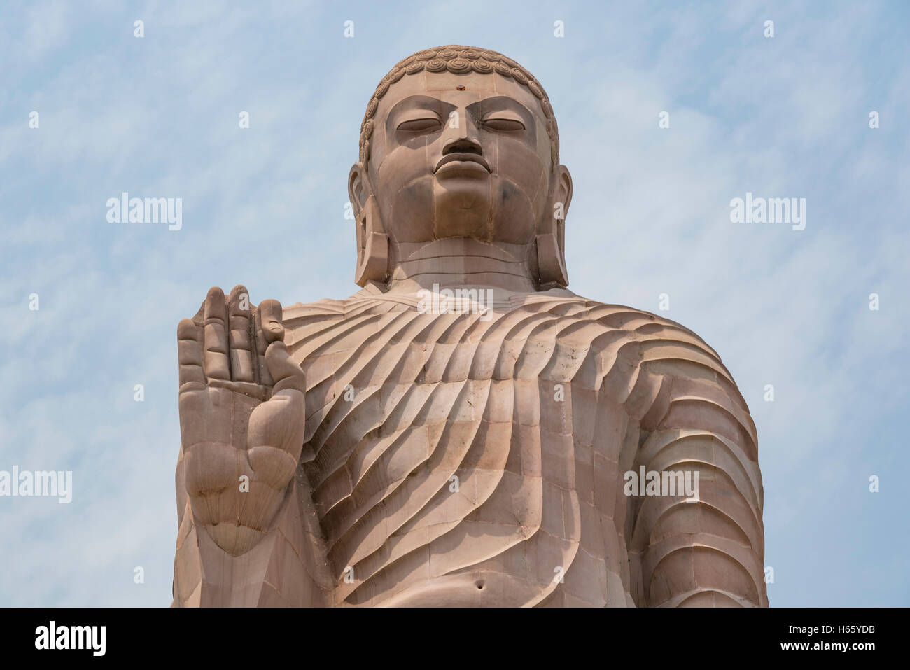 Statue buddha in sarnath uttar hi-res stock photography and images - Alamy