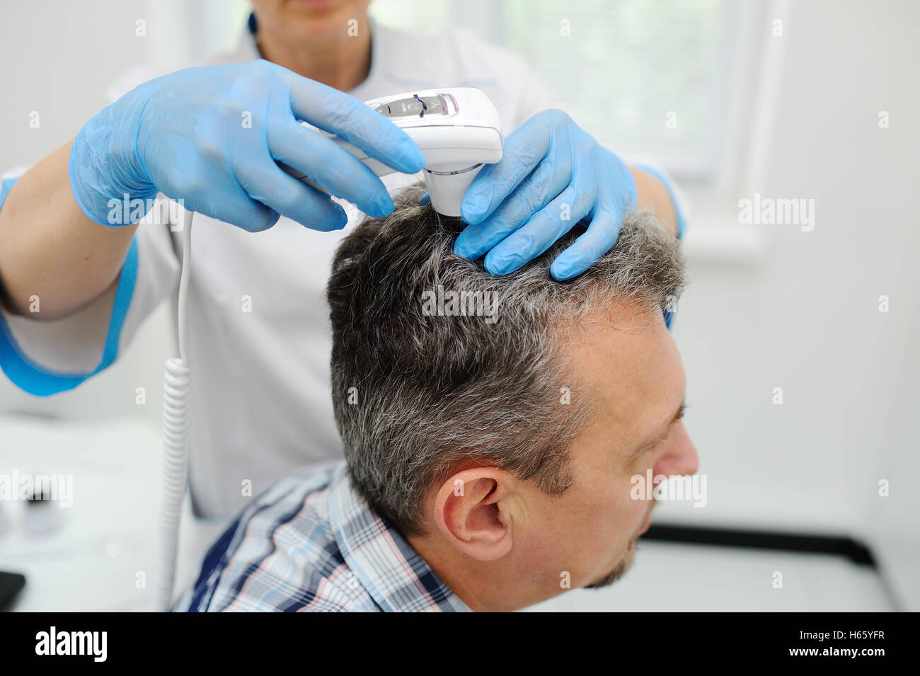 Ringworm head hi-res stock photography and images - Alamy