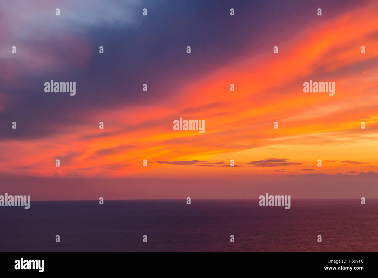 Beautiful golden sunset Stock Photo - Alamy