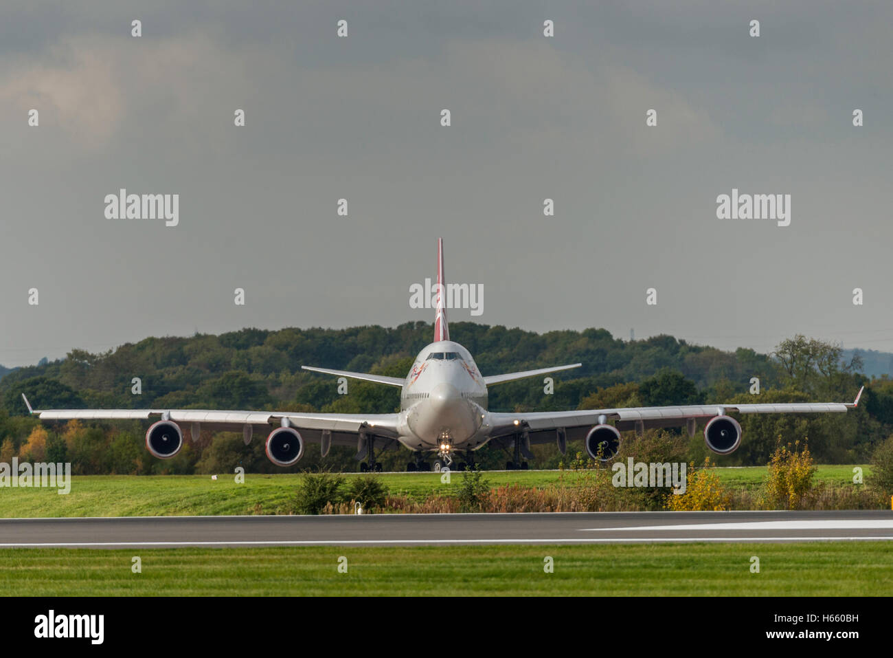 Boeing 747-443 G-VROS Virgin Atlantic English Rose, Airways Manchester ...