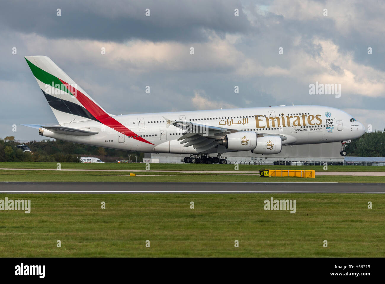 A6-EEB Emirates Airbus A380-861 Expo 2020 Dubi UAE Manchester Airport ...