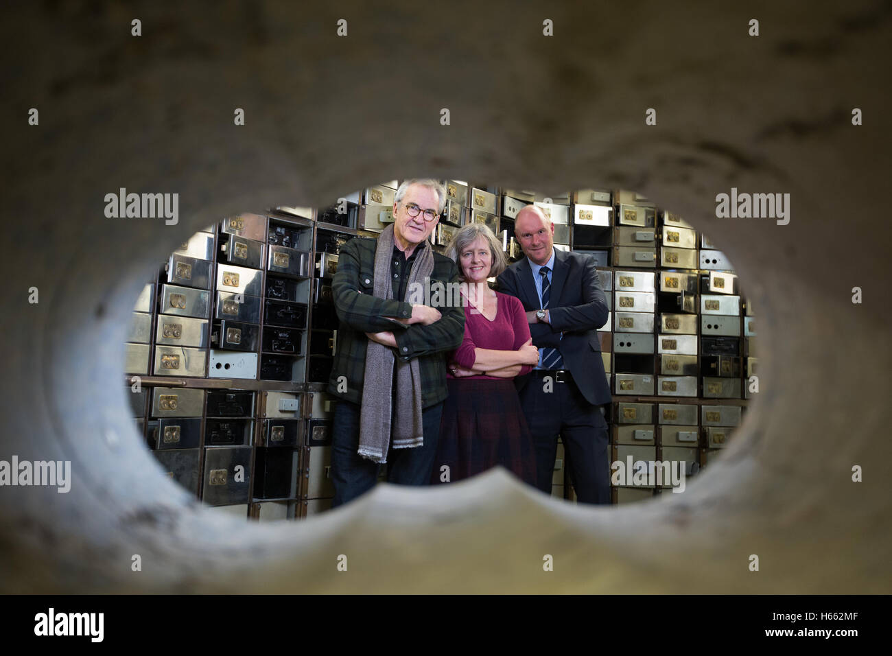 Commander peter lamb hi-res stock photography and images - Alamy