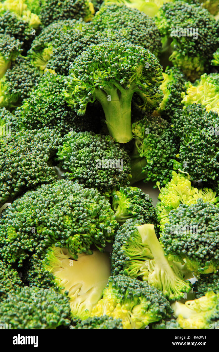 Broccoli texture closeup Stock Photo - Alamy