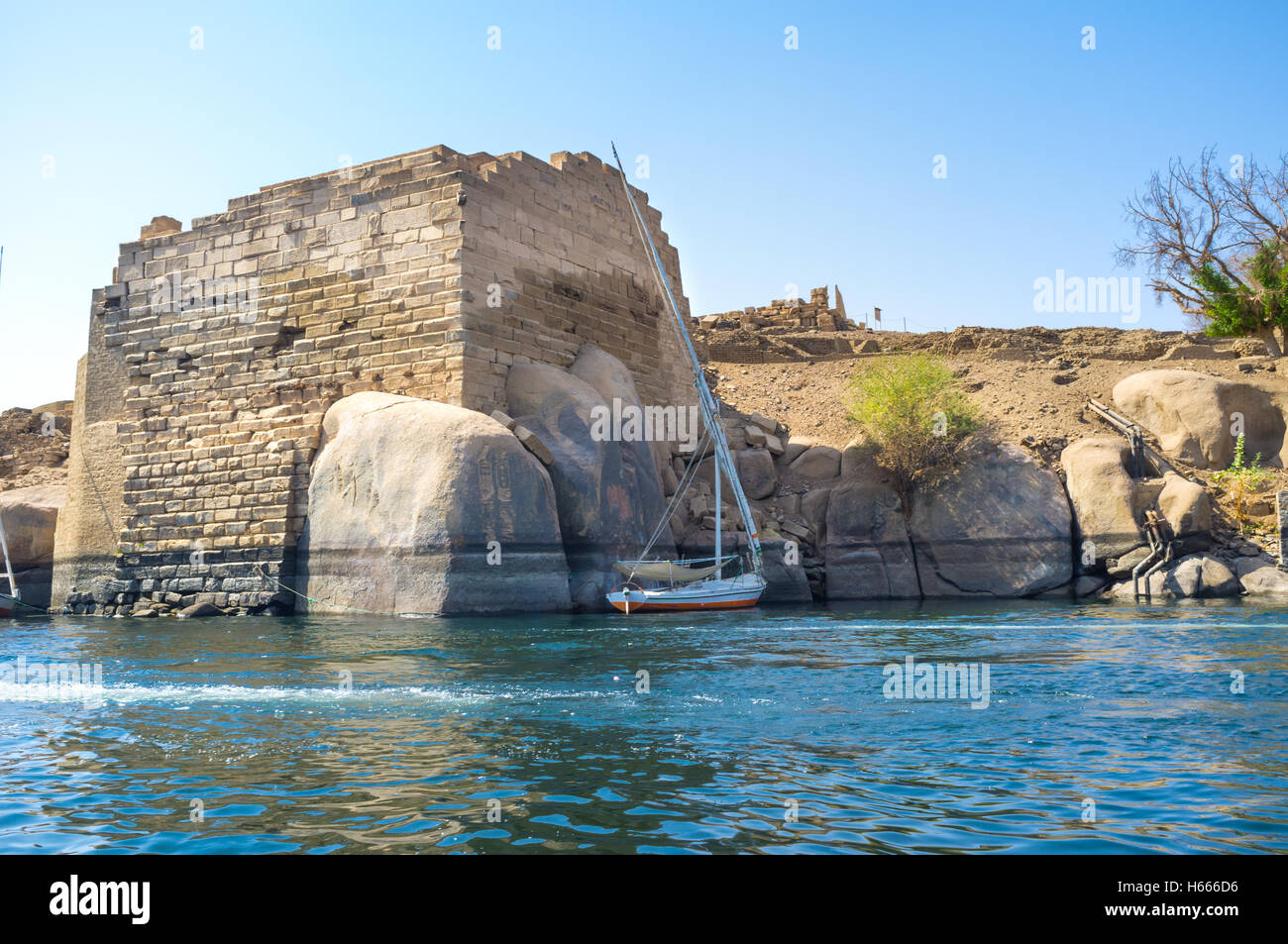 Elephantine ruins hi-res stock photography and images - Alamy